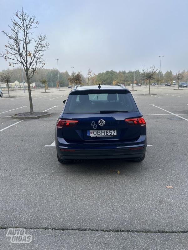 Zils Volkswagen Tiguan 2020 Panevēža, ar dzinēja tilpumu 2.00 L un nobraukumu 176 tūkst. km par 16500 €, foto 7 vietnē AUTOMOTO.COM.LV