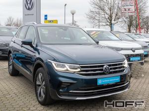 Blue Volkswagen Tiguan 2021 in Kaunas, with an engine capacity of 1.40 L and mileage of 48 thousand km for 30099 €, photo 3 on AUTOMOTO.COM.LV