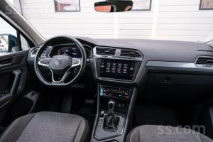 Zils Volkswagen Tiguan 2021 Jelgava, ar dzinēja tilpumu 1.50 L un nobraukumu 150 tūkst. km par 22900 €, foto 10 vietnē AUTOMOTO.COM.LV
