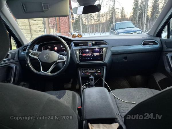 Zils Volkswagen Tiguan 2021 Kuresāre, ar dzinēja tilpumu 1.50 L un nobraukumu 156 tūkst. km par 19900 €, foto 7 vietnē AUTOMOTO.COM.LV