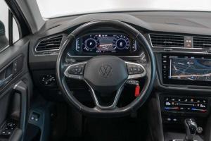 Blue Volkswagen Tiguan 2021 in Vilnius, with an engine capacity of 1.40 L and mileage of 135 thousand km for 23990 €, photo 10 on AUTOMOTO.COM.LV