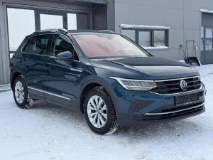 Blue Volkswagen Tiguan 2021 in Siauliai, with an engine capacity of 1.50 L and mileage of 206 thousand km for 18138 €, photo 2 on AUTOMOTO.COM.LV