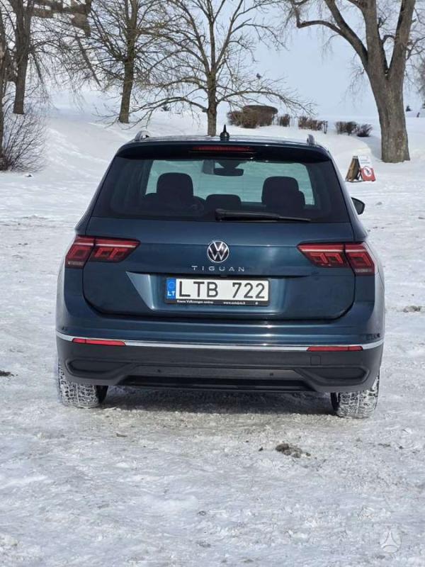 Zils Volkswagen Tiguan 2021 Kauņa, ar dzinēja tilpumu 1.50 L un nobraukumu 93 tūkst. km par 23900 €, foto 4 vietnē AUTOMOTO.COM.LV