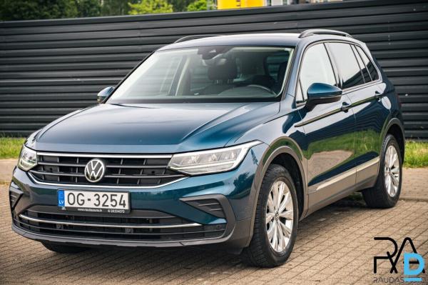 Blue Volkswagen Tiguan 2021 in Riga, with an engine capacity of 2.00 L and mileage of 177 thousand km for 18990 €, photo  on AUTOMOTO.COM.LV