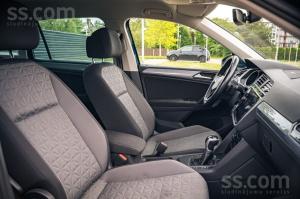 Zils Volkswagen Tiguan 2021 Rīga, ar dzinēja tilpumu 2.00 L un nobraukumu 0 tūkst. km par 18990 €, foto 12 vietnē AUTOMOTO.COM.LV
