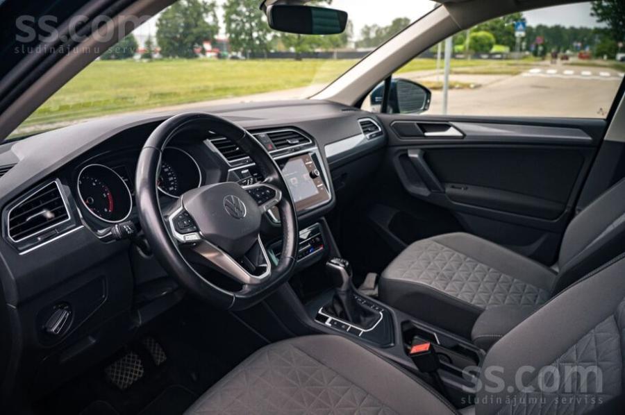 Zils Volkswagen Tiguan 2021 Rīga, ar dzinēja tilpumu 2.00 L un nobraukumu 0 tūkst. km par 18990 €, foto 14 vietnē AUTOMOTO.COM.LV