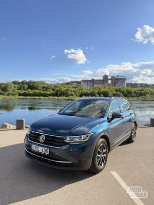 Синий Фольксваген Тигуан 2021 в Каунас, объемом двигателя 1.50 л и пробегом 174 тыс. км за 20500 €, фото  на AUTOMOTO.COM.LV