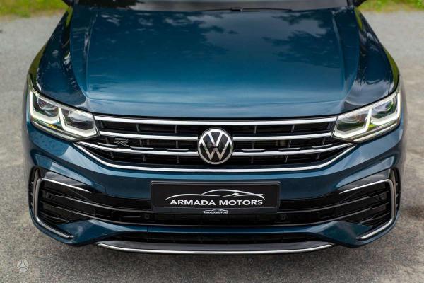 Blue Volkswagen Tiguan 2021 in Vilnius, with an engine capacity of 1.97 L and mileage of 189 thousand km for 23900 €, photo 6 on AUTOMOTO.COM.LV
