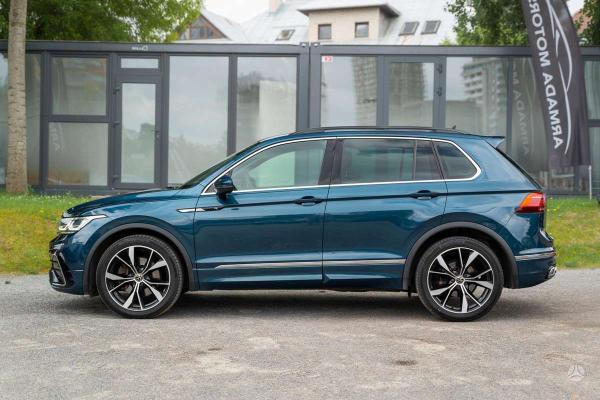 Blue Volkswagen Tiguan 2021 in Vilnius, with an engine capacity of 1.97 L and mileage of 189 thousand km for 23900 €, photo 10 on AUTOMOTO.COM.LV