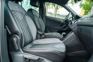 Zils Volkswagen Tiguan 2021 Viļņa, ar dzinēja tilpumu 1.97 L un nobraukumu 189 tūkst. km par 23900 €, foto 28 vietnē AUTOMOTO.COM.LV