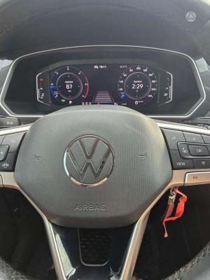 Blue Volkswagen Tiguan 2021 in Sirvintos, with an engine capacity of 1.97 L and mileage of 280 thousand km for 18700 €, photo 10 on AUTOMOTO.COM.LV