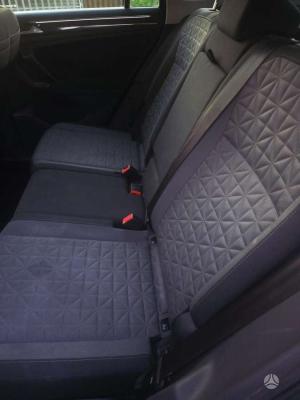 Blue Volkswagen Tiguan 2021 in Sirvintos, with an engine capacity of 1.97 L and mileage of 280 thousand km for 18700 €, photo 15 on AUTOMOTO.COM.LV