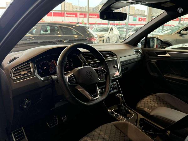 Blue Volkswagen Tiguan 2021 in Vilnius, with an engine capacity of 1.50 L and mileage of 92 thousand km for 27500 €, photo 7 on AUTOMOTO.COM.LV