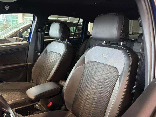 Blue Volkswagen Tiguan 2021 in Vilnius, with an engine capacity of 1.50 L and mileage of 92 thousand km for 27500 €, photo 8 on AUTOMOTO.COM.LV