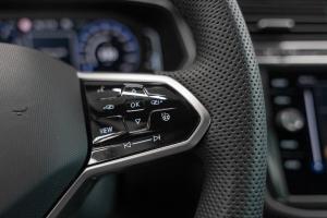 Zils Volkswagen Tiguan 2021 Viļņa, ar dzinēja tilpumu 1.50 L un nobraukumu 99 tūkst. km par 27000 €, foto 15 vietnē AUTOMOTO.COM.LV