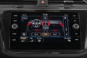 Zils Volkswagen Tiguan 2021 Viļņa, ar dzinēja tilpumu 1.50 L un nobraukumu 99 tūkst. km par 27000 €, foto 23 vietnē AUTOMOTO.COM.LV