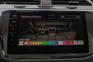 Zils Volkswagen Tiguan 2021 Viļņa, ar dzinēja tilpumu 2.00 L un nobraukumu 102 tūkst. km par 25300 €, foto 16 vietnē AUTOMOTO.COM.LV