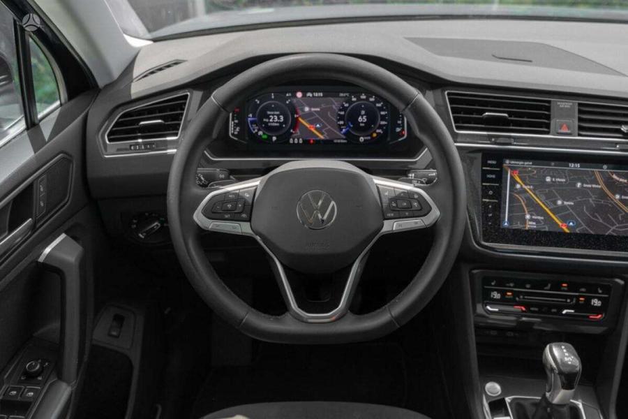 Zils Volkswagen Tiguan 2021 Viļņa, ar dzinēja tilpumu 2.00 L un nobraukumu 102 tūkst. km par 25300 €, foto 21 vietnē AUTOMOTO.COM.LV