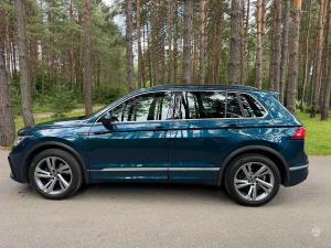 Zils Volkswagen Tiguan 2021 Viļņa, ar dzinēja tilpumu 1.50 L un nobraukumu 93 tūkst. km par 25500 €, foto 3 vietnē AUTOMOTO.COM.LV