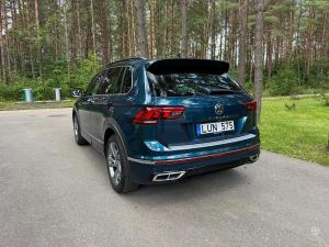 Zils Volkswagen Tiguan 2021 Viļņa, ar dzinēja tilpumu 1.50 L un nobraukumu 93 tūkst. km par 25500 €, foto 5 vietnē AUTOMOTO.COM.LV