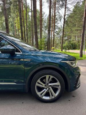 Zils Volkswagen Tiguan 2021 Viļņa, ar dzinēja tilpumu 1.50 L un nobraukumu 93 tūkst. km par 25500 €, foto 8 vietnē AUTOMOTO.COM.LV
