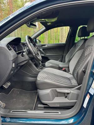 Zils Volkswagen Tiguan 2021 Viļņa, ar dzinēja tilpumu 1.50 L un nobraukumu 93 tūkst. km par 25500 €, foto 13 vietnē AUTOMOTO.COM.LV