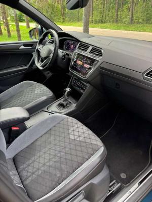 Zils Volkswagen Tiguan 2021 Viļņa, ar dzinēja tilpumu 1.50 L un nobraukumu 93 tūkst. km par 25500 €, foto 14 vietnē AUTOMOTO.COM.LV