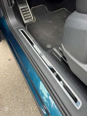 Zils Volkswagen Tiguan 2021 Viļņa, ar dzinēja tilpumu 1.50 L un nobraukumu 93 tūkst. km par 25500 €, foto 19 vietnē AUTOMOTO.COM.LV