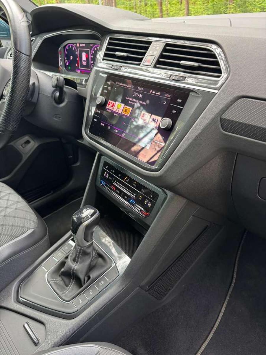 Zils Volkswagen Tiguan 2021 Viļņa, ar dzinēja tilpumu 1.50 L un nobraukumu 93 tūkst. km par 25500 €, foto 20 vietnē AUTOMOTO.COM.LV