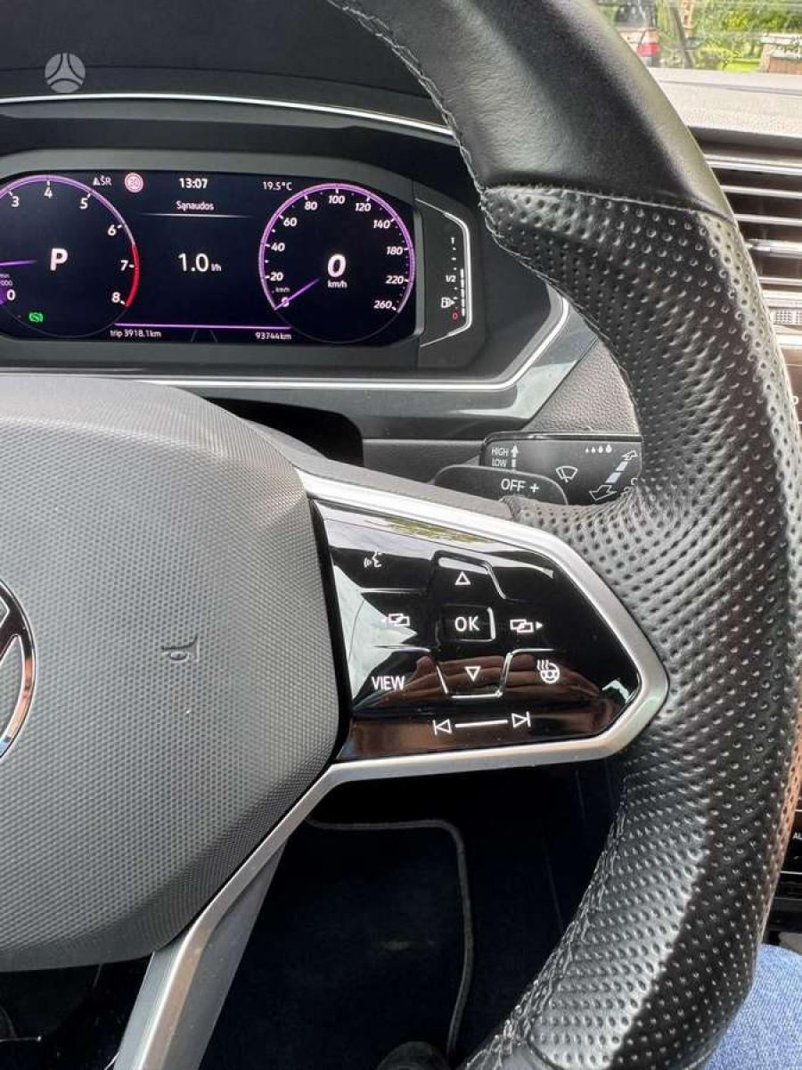 Zils Volkswagen Tiguan 2021 Viļņa, ar dzinēja tilpumu 1.50 L un nobraukumu 93 tūkst. km par 25500 €, foto 21 vietnē AUTOMOTO.COM.LV