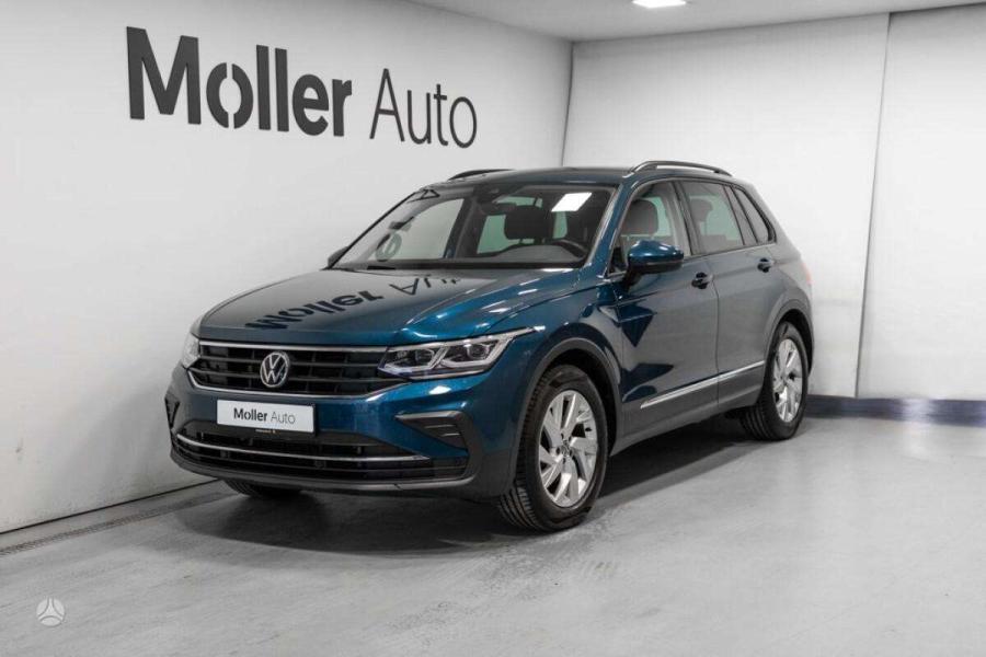 Blue Volkswagen Tiguan 2021 in Vilnius, with an engine capacity of 1.50 L and mileage of 84 thousand km for 22950 €, photo 1 on AUTOMOTO.COM.LV