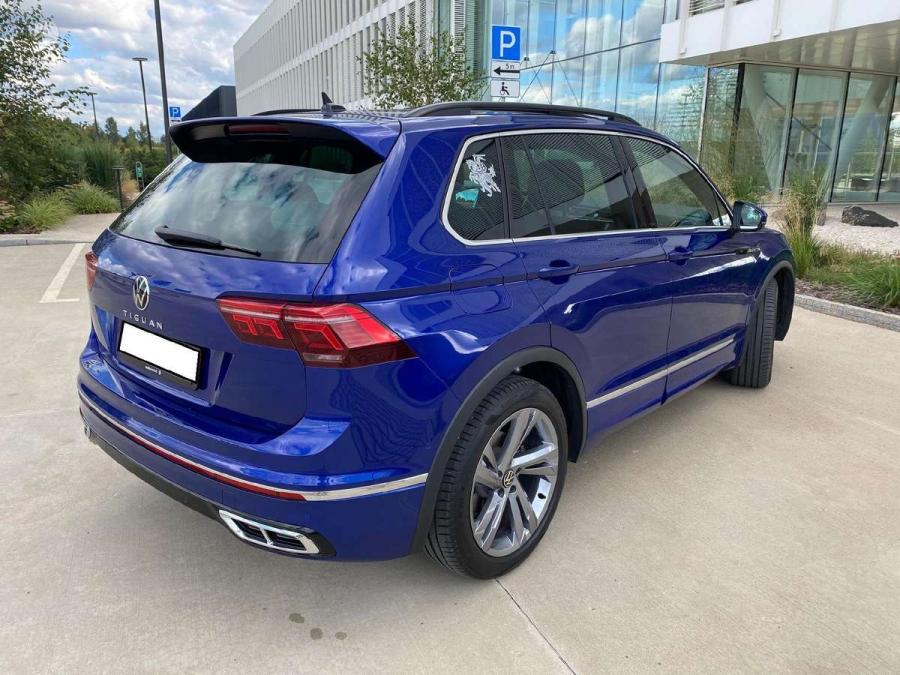 Blue Volkswagen Tiguan 2022 in Vilnius, with an engine capacity of 1.50 L and mileage of 48 thousand km for 29900 €, photo 4 on AUTOMOTO.COM.LV