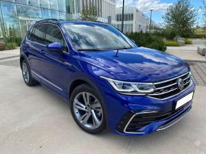 Zils Volkswagen Tiguan 2022 Viļņa, ar dzinēja tilpumu 1.50 L un nobraukumu 50 tūkst. km par 29900 €, foto  vietnē AUTOMOTO.COM.LV
