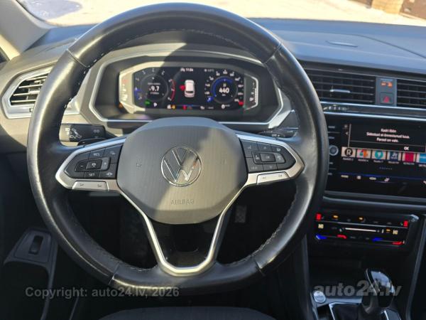 Zils Volkswagen Tiguan 2022 Tallina, ar dzinēja tilpumu 1.50 L un nobraukumu 82 tūkst. km par 26500 €, foto 9 vietnē AUTOMOTO.COM.LV