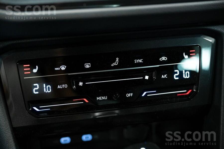Zils Volkswagen Tiguan 2022 Rīga, ar dzinēja tilpumu 1.40 L un nobraukumu 43 tūkst. km par 28500 €, foto 13 vietnē AUTOMOTO.COM.LV