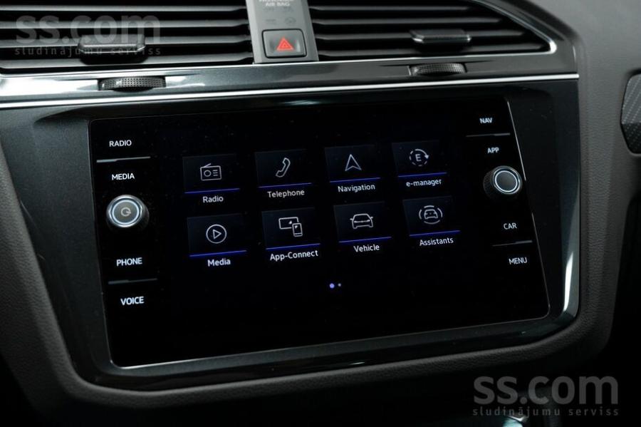 Zils Volkswagen Tiguan 2022 Rīga, ar dzinēja tilpumu 1.40 L un nobraukumu 43 tūkst. km par 28500 €, foto 25 vietnē AUTOMOTO.COM.LV