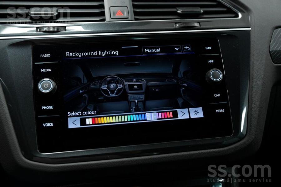 Zils Volkswagen Tiguan 2022 Rīga, ar dzinēja tilpumu 1.40 L un nobraukumu 43 tūkst. km par 28500 €, foto 32 vietnē AUTOMOTO.COM.LV