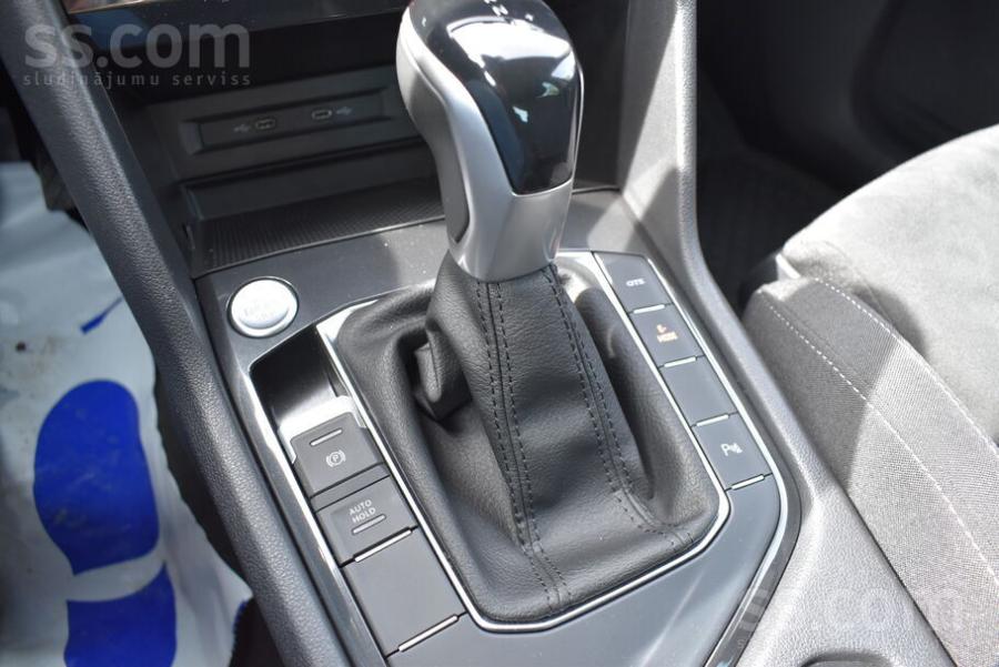 Zils Volkswagen Tiguan 2022 Kuldīga, ar dzinēja tilpumu 1.40 L un nobraukumu 0 tūkst. km par 27990 €, foto 10 vietnē AUTOMOTO.COM.LV