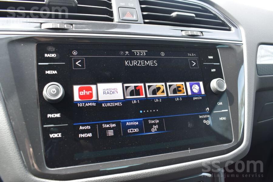 Zils Volkswagen Tiguan 2022 Kuldīga, ar dzinēja tilpumu 1.40 L un nobraukumu 0 tūkst. km par 27990 €, foto 14 vietnē AUTOMOTO.COM.LV
