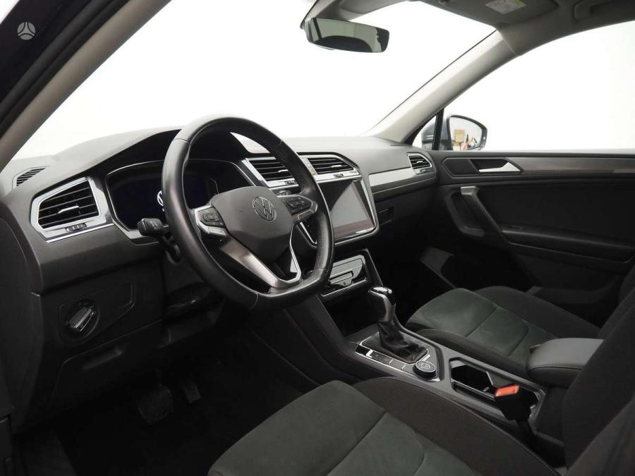Zils Volkswagen Tiguan 2022 Viļņa, ar dzinēja tilpumu 1.97 L un nobraukumu 138 tūkst. km par 25600 €, foto 11 vietnē AUTOMOTO.COM.LV