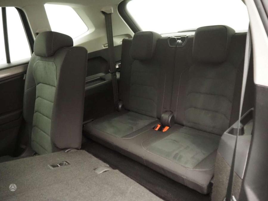 Zils Volkswagen Tiguan 2022 Viļņa, ar dzinēja tilpumu 1.97 L un nobraukumu 138 tūkst. km par 25600 €, foto 15 vietnē AUTOMOTO.COM.LV