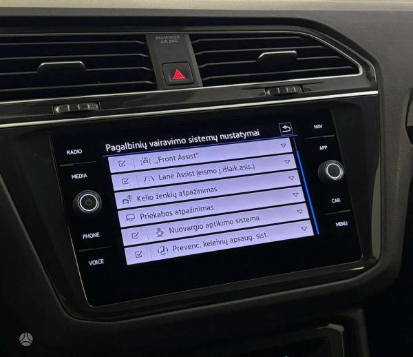 Zils Volkswagen Tiguan 2022 Marijampole, ar dzinēja tilpumu 1.97 L un nobraukumu 206 tūkst. km par 19999 €, foto 9 vietnē AUTOMOTO.COM.LV