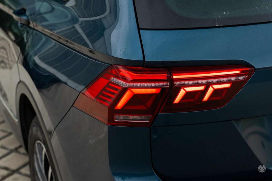 Zils Volkswagen Tiguan 2022 Viļņa, ar dzinēja tilpumu 1.40 L un nobraukumu 60 tūkst. km par 23900 €, foto 7 vietnē AUTOMOTO.COM.LV
