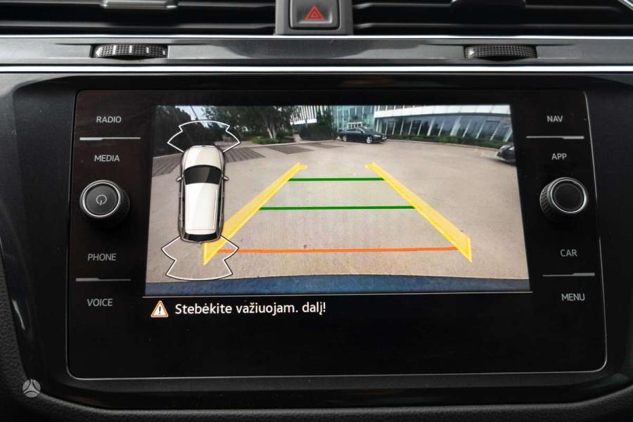 Zils Volkswagen Tiguan 2022 Viļņa, ar dzinēja tilpumu 1.40 L un nobraukumu 60 tūkst. km par 23900 €, foto 25 vietnē AUTOMOTO.COM.LV