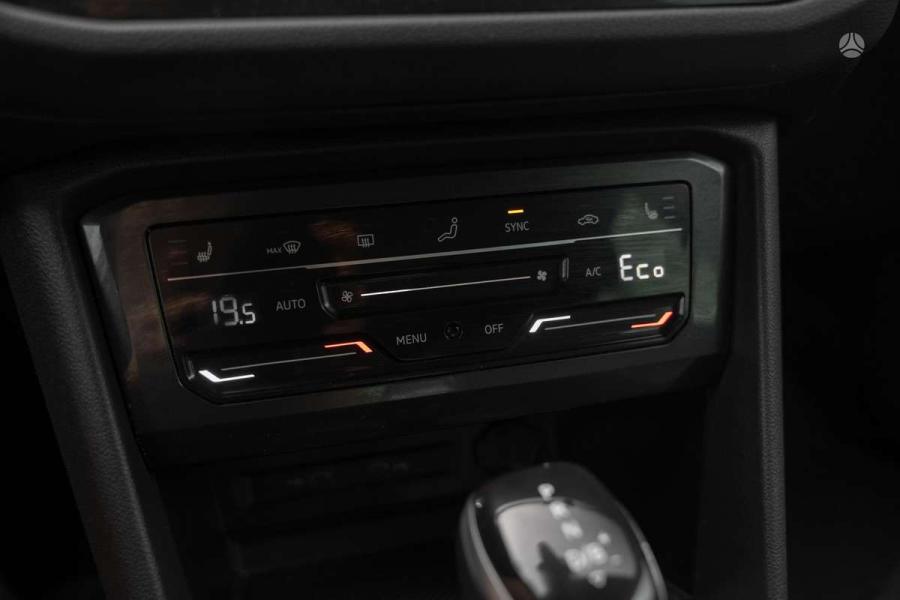 Zils Volkswagen Tiguan 2022 Viļņa, ar dzinēja tilpumu 1.40 L un nobraukumu 60 tūkst. km par 23900 €, foto 28 vietnē AUTOMOTO.COM.LV