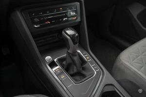Zils Volkswagen Tiguan 2022 Viļņa, ar dzinēja tilpumu 1.40 L un nobraukumu 60 tūkst. km par 23900 €, foto 29 vietnē AUTOMOTO.COM.LV