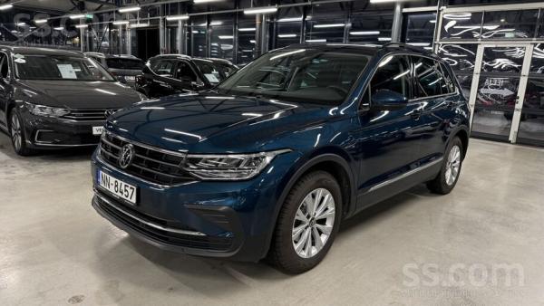 Zils Volkswagen Tiguan 2023 Rīga, ar dzinēja tilpumu 1.50 L un nobraukumu 46 tūkst. km par 24900 €, foto 1 vietnē AUTOMOTO.COM.LV