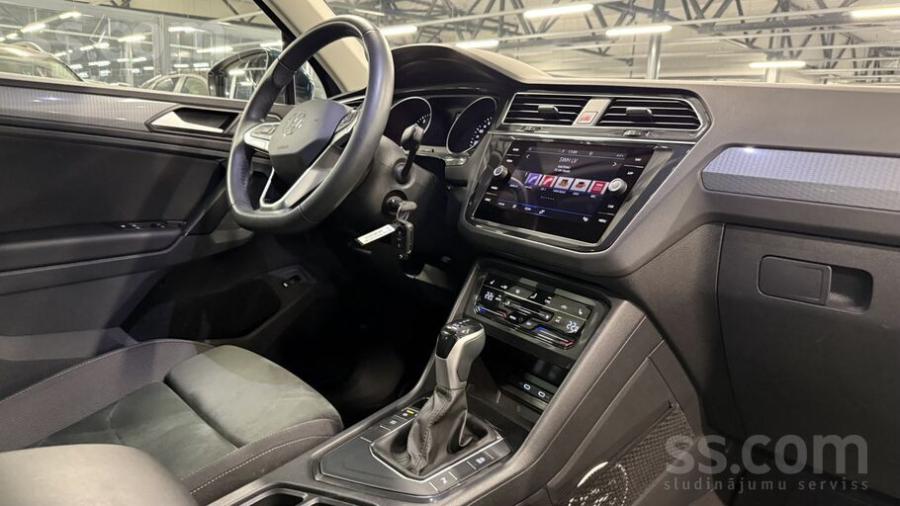 Zils Volkswagen Tiguan 2023 Rīga, ar dzinēja tilpumu 1.50 L un nobraukumu 46 tūkst. km par 24900 €, foto 16 vietnē AUTOMOTO.COM.LV