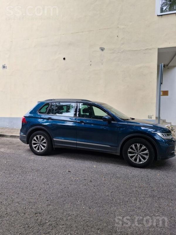 Blue Volkswagen Tiguan 2023 in Daugavpils, with an engine capacity of 1.50 L and mileage of 18 thousand km for 24000 €, photo 6 on AUTOMOTO.COM.LV