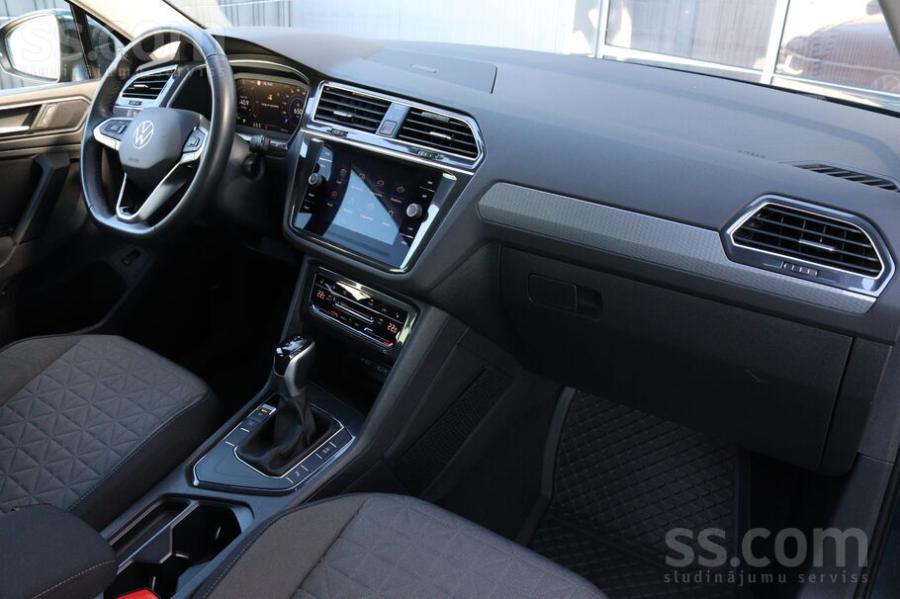 Blue Volkswagen Tiguan 2023 in Riga, with an engine capacity of 2.00 L and mileage of 100 thousand km for 22500 €, photo 28 on AUTOMOTO.COM.LV